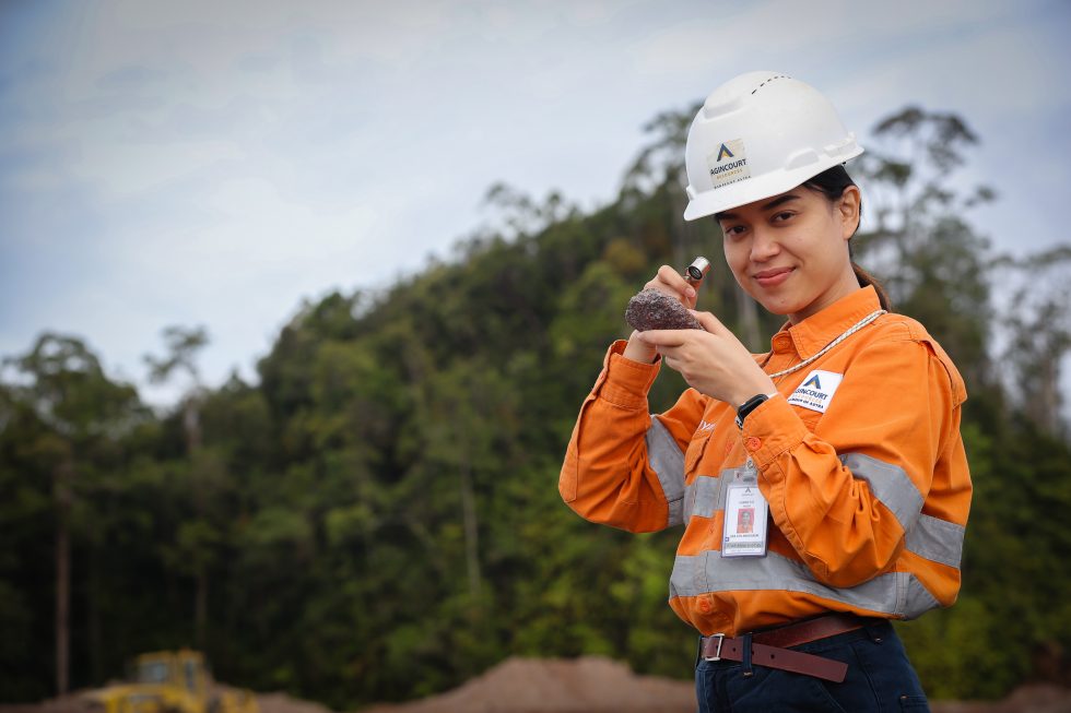 5 Ways to Find Gold Location